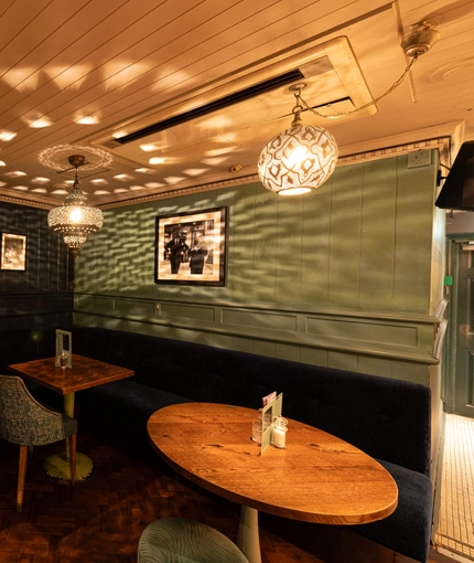 The New Explorer Pub Restaurant in London