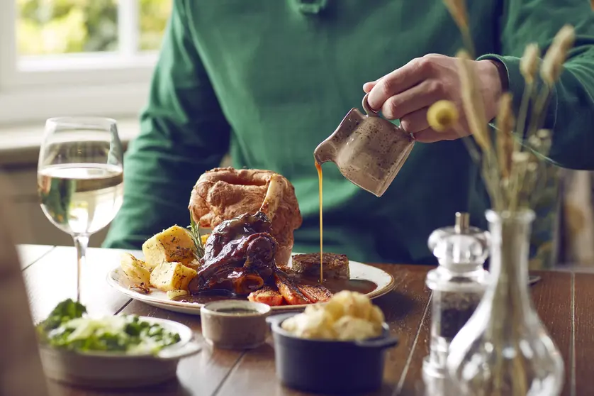 Your Guide to the Traditional English Sunday Roast | Chef & Brewer