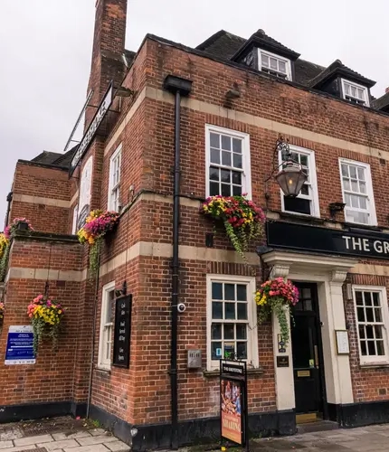 The Greystoke Pub in North Ealing