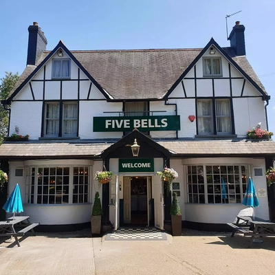 The Five Bells Pub Restaurant in Finchley