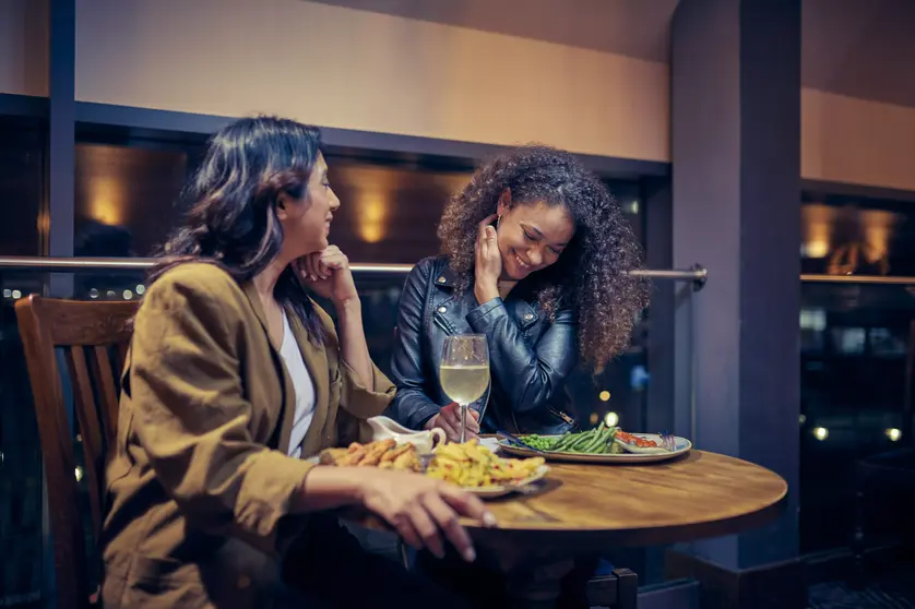 Romantic Pubs in Cambridge for a Memorable Student Date Night