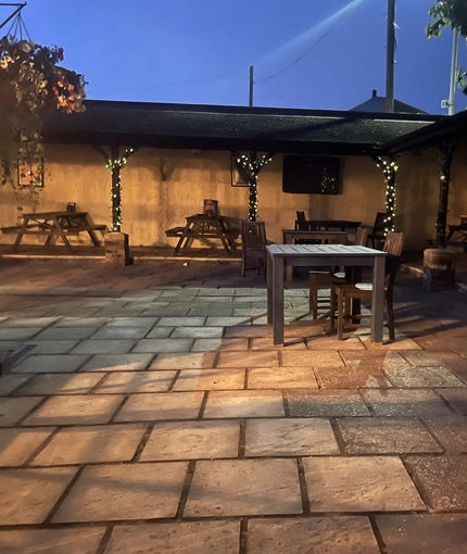 The Albion Pub Restaurant in Rainham