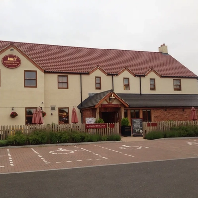 Robins Farm Restaurant in Swindon,