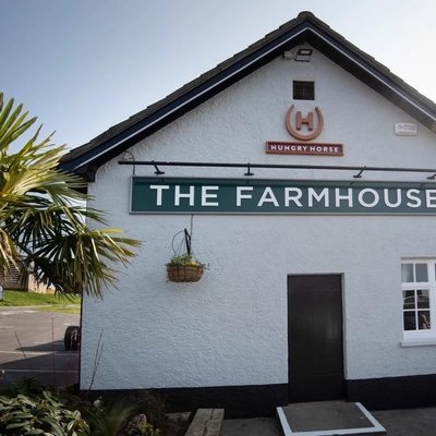 The Farmhouse Pub Restaurant in Exmouth,