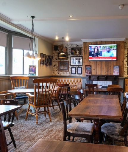 The Fox & Crown Pub Restaurant in Sutton-In-Ashfield