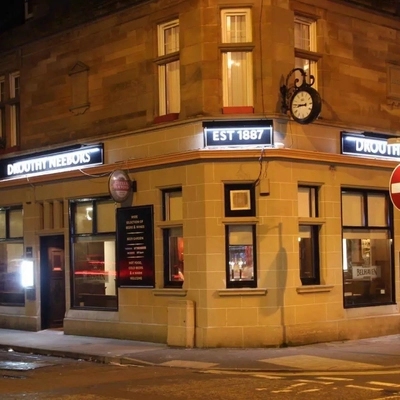 The Drouthy Neebors Pub Restaurant in Largs