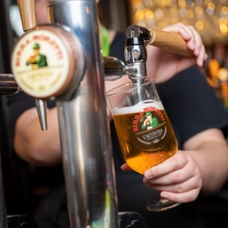 The New Inn Pub Restaurant in Farmborough Bath