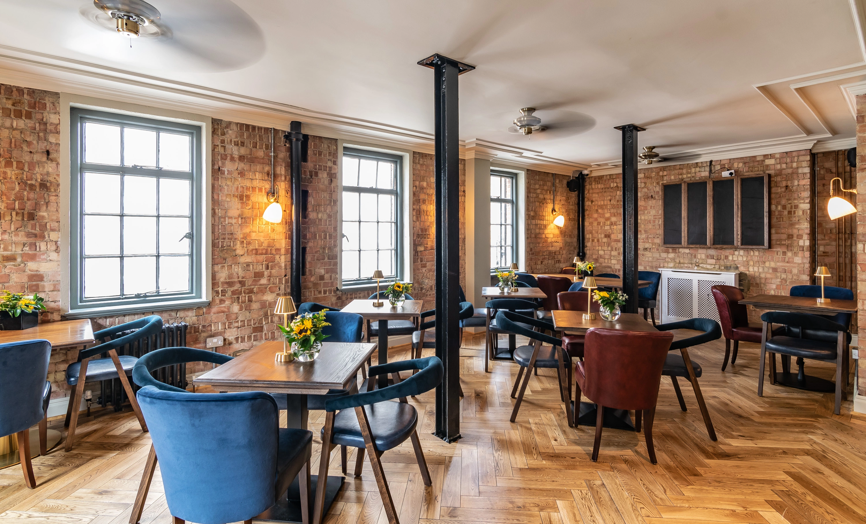 Book a Table at The Footman Mayfair | The Footman