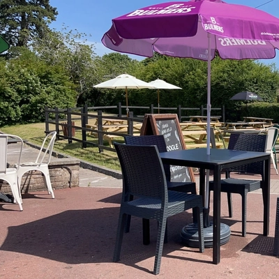 The Three Elms Pub Restaurant in Hereford