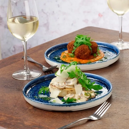 The Three Magpies Pub Restaurant in Heathrow Hounslow