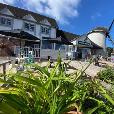 The Harvest Mouse Pub Restaurant in Heswall Wirral