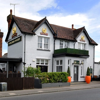 The Poachers Pocket Pub Restaurant in Chatham,