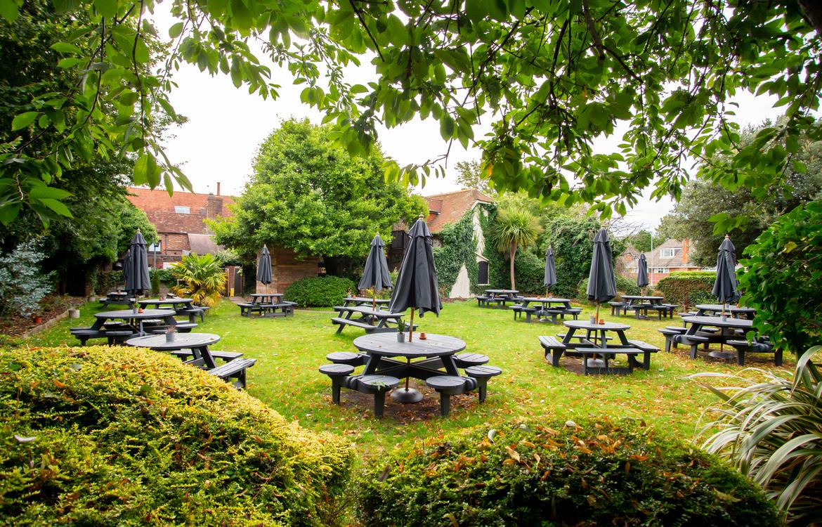 The Best Pub Beer Gardens UK | Greene King